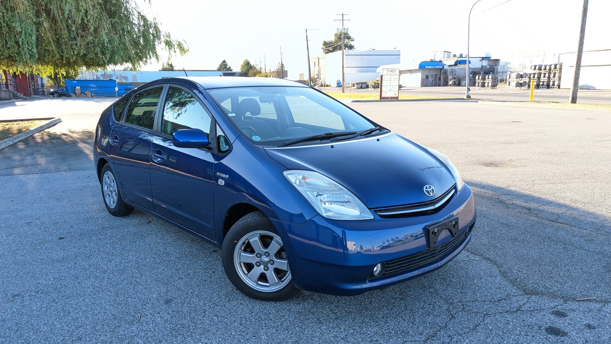 Toyota Prius JDM import is efficient and eco-friendly