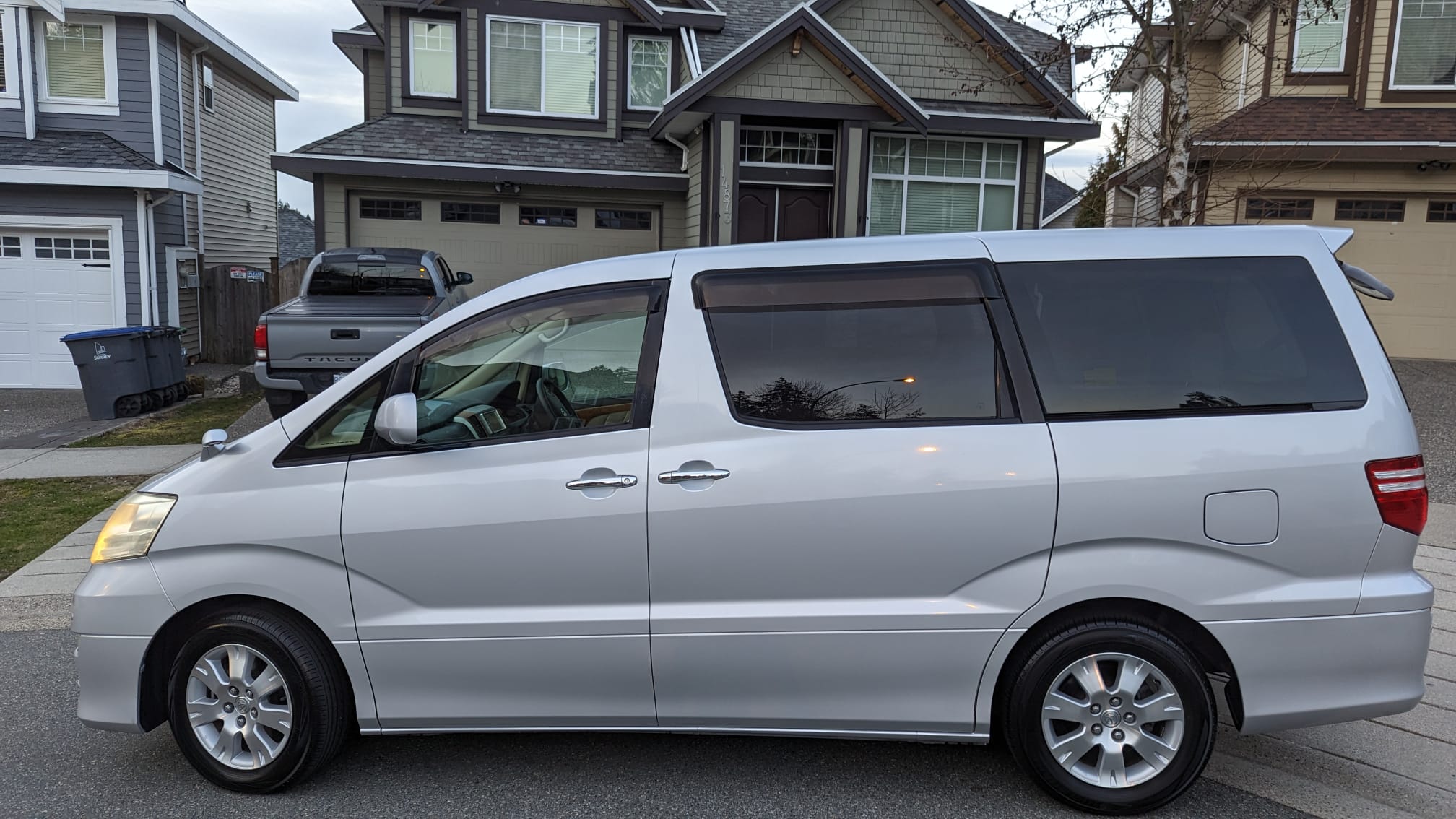 Toyota Alphard | Autocom JDM LTD | British Colombia
