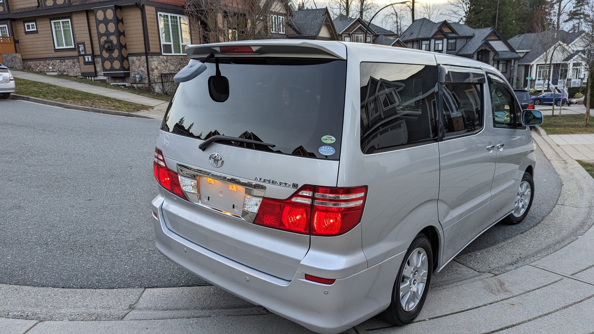 Toyota Alphard | Autocom JDM LTD | British Colombia