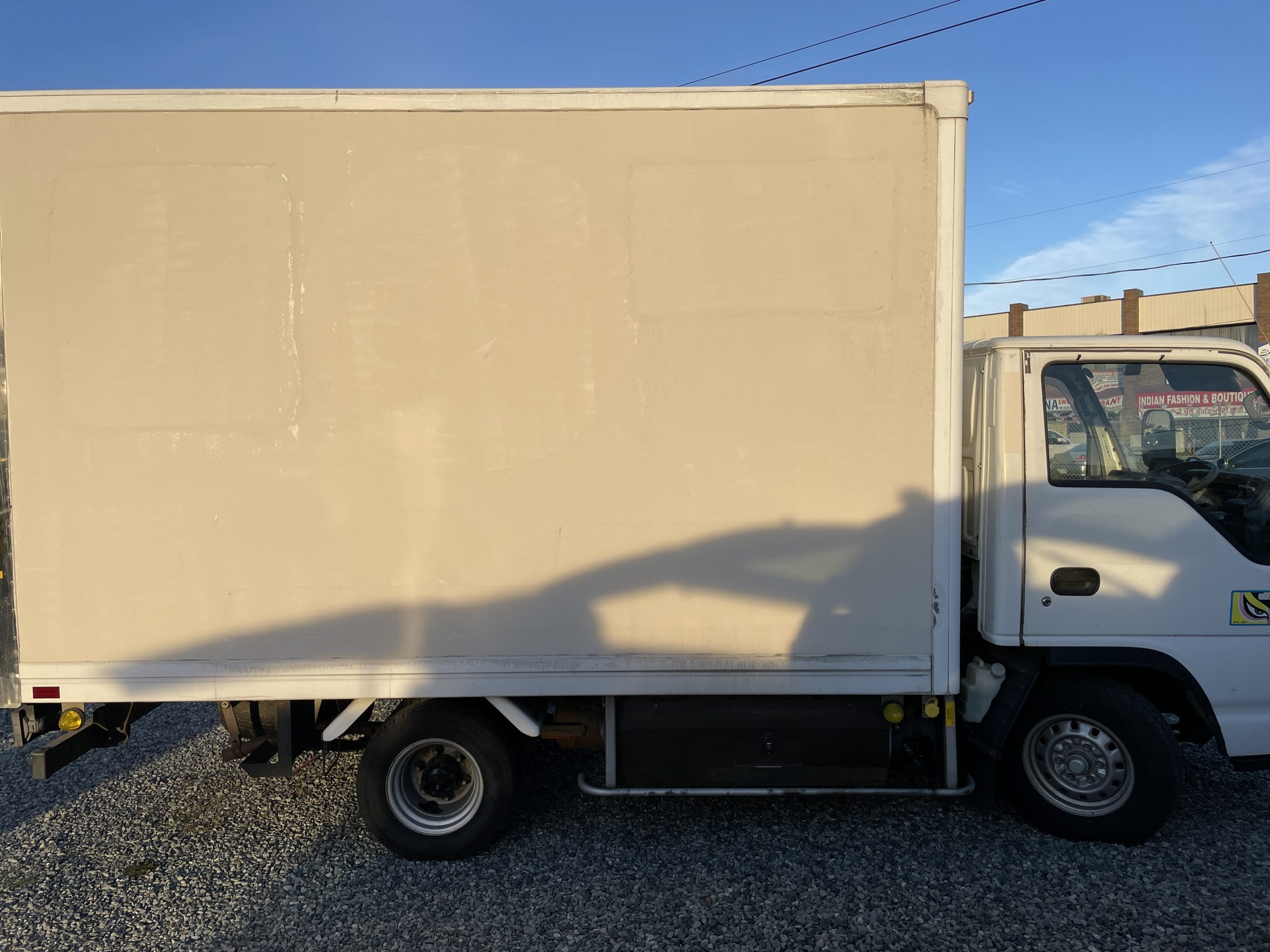 Isuzu Elf JDM import is reliable for business needs
