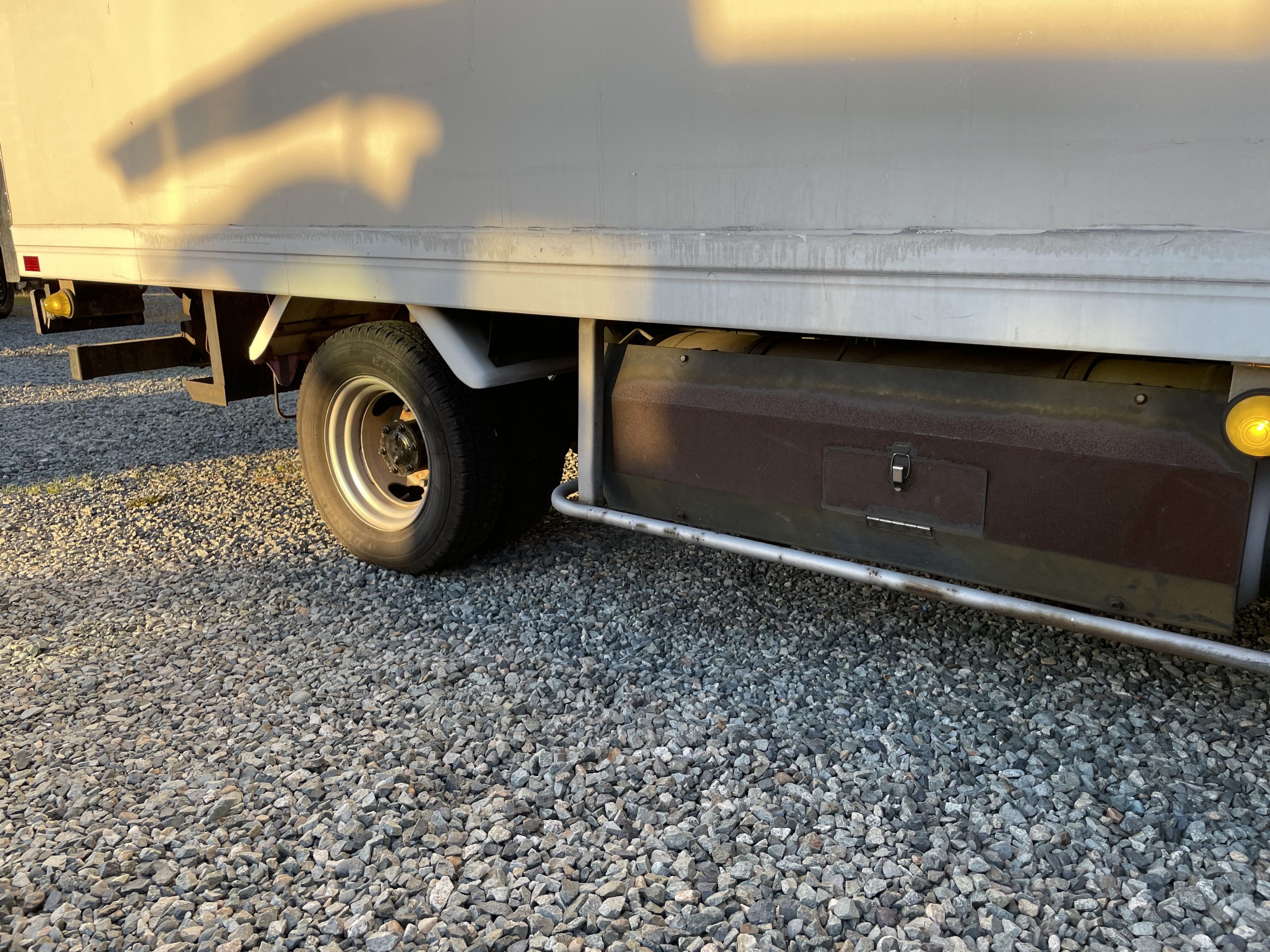 Isuzu Elf JDM import is reliable for business needs