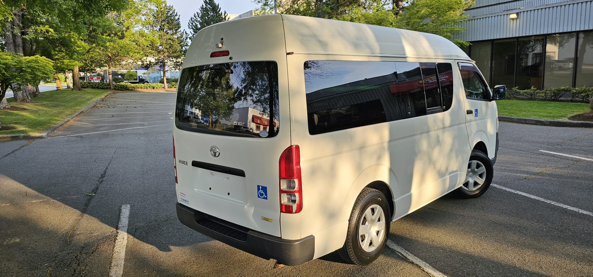 Toyota Hiace JDM import is perfect for your needs