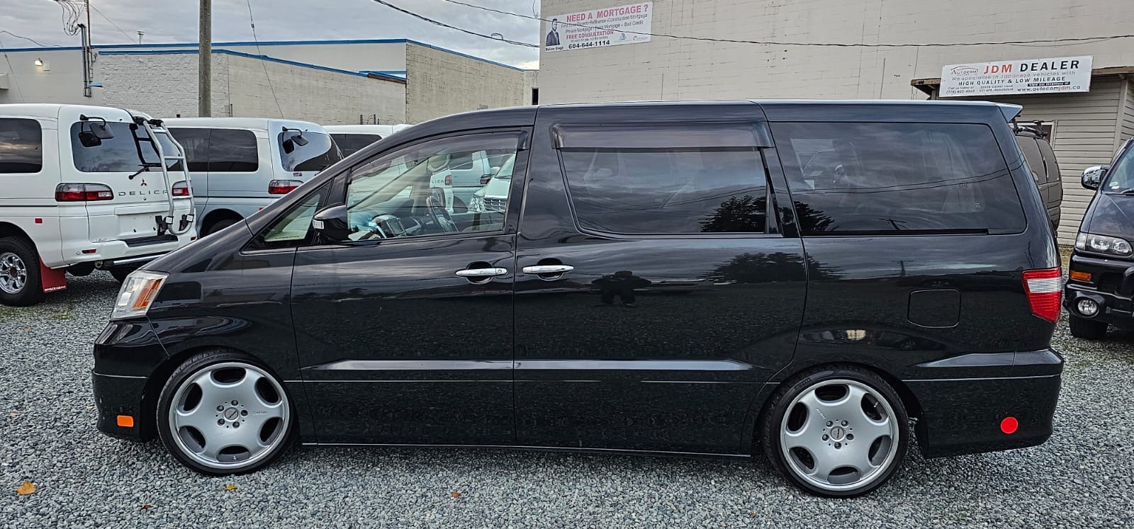 Toyota Alphard | Autocom JDM LTD | British Colombia