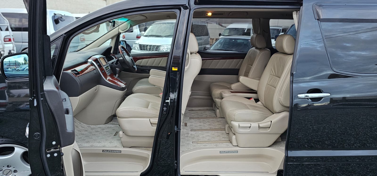 Toyota Alphard | Autocom JDM LTD | British Colombia