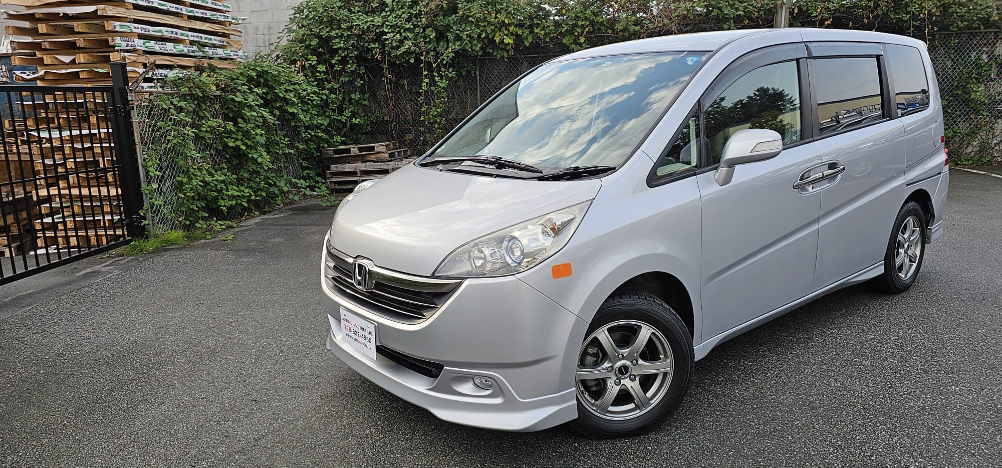 Honda Stepwagon JDM import is perfect for road trips