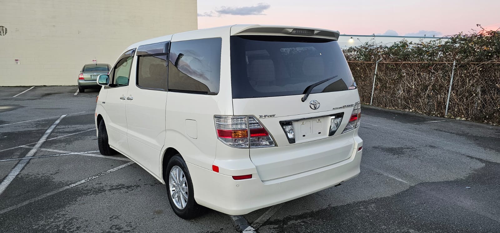 Toyota Alphard JDM import for luxury, space, and smooth comfort