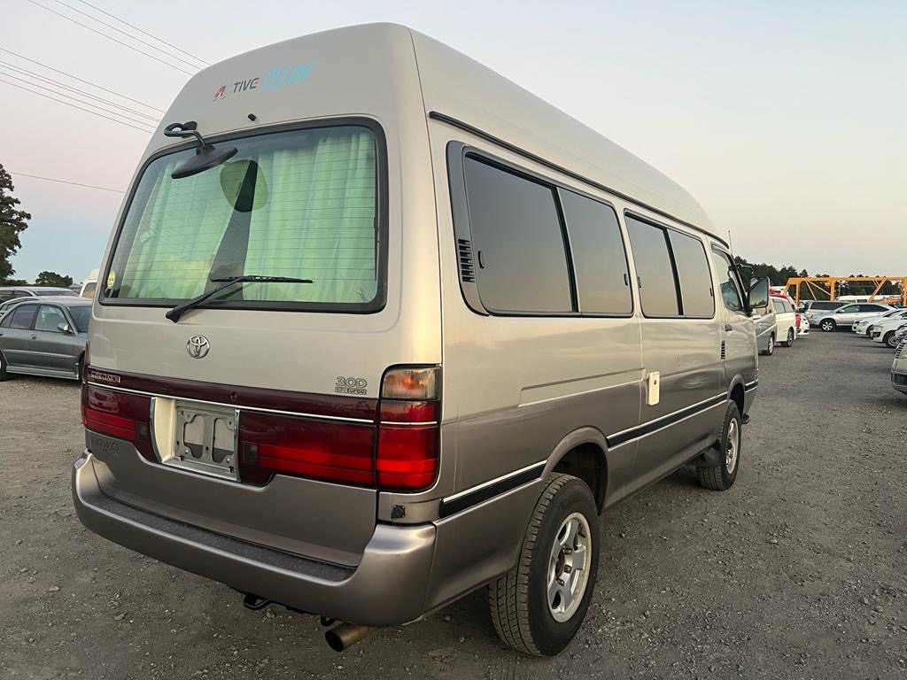 Toyota Hiace JDM import built for reliability | British Colombia