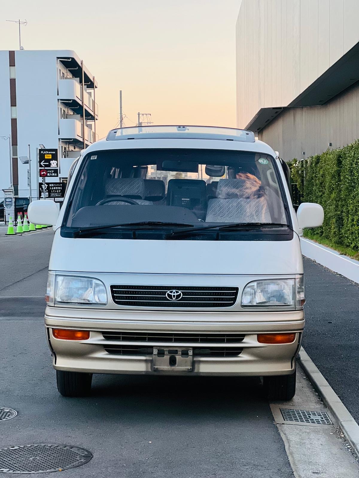 Toyota Hiace | Autocom JDM LTD | British Colombia